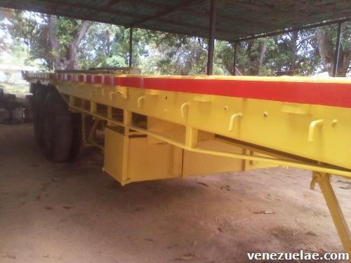Batea marca agamar, 2 ejes, con porta piñas año 1991 en Valencia