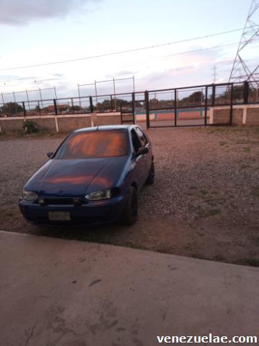 Carro propio disponible para trasladar personal en Barquisimeto